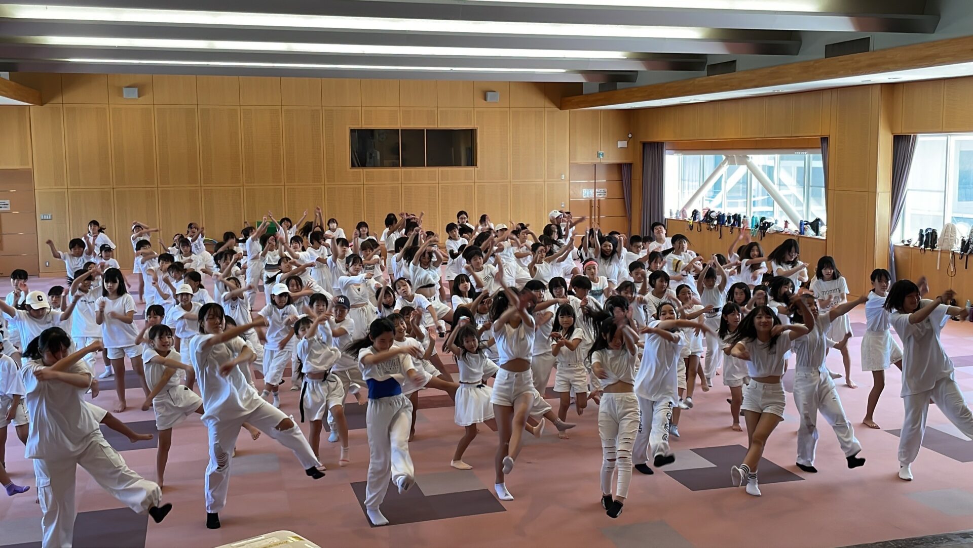 DANCE SCHOOL BRED – DANCE SCHOOL BRED | 広島 | 幼児から大人まで、ダンスを楽しんでもらえるよう幅広く対応しています| ダンスのことならお任せください ...